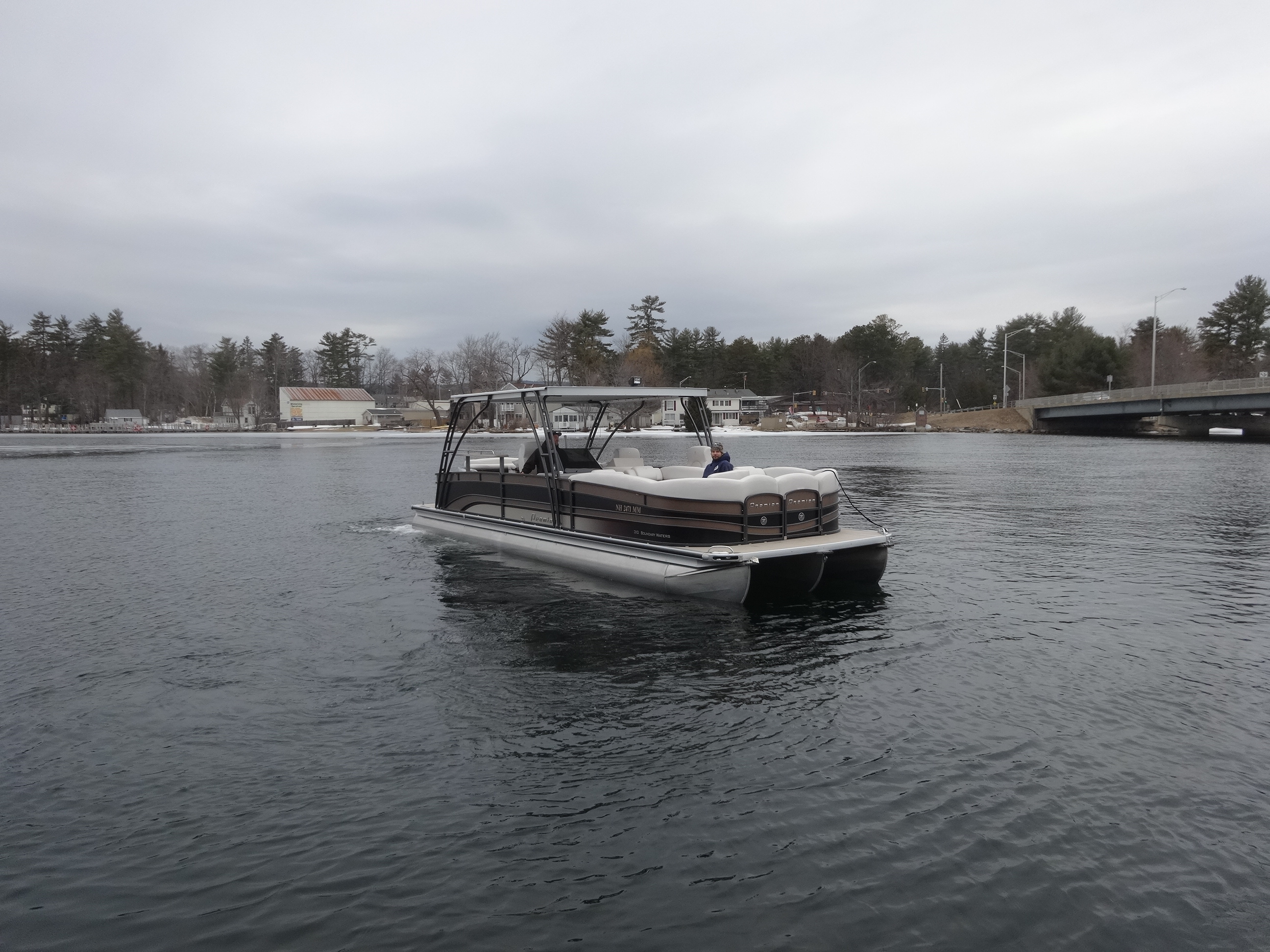 1st Boat in the Water for 2015 Boating Season! - winnisquammarine.com
