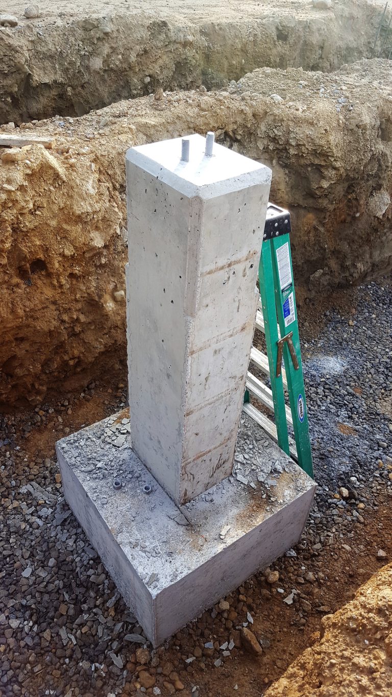 07-22-17 The first concrete pier has the form peeled off and now it’s ...